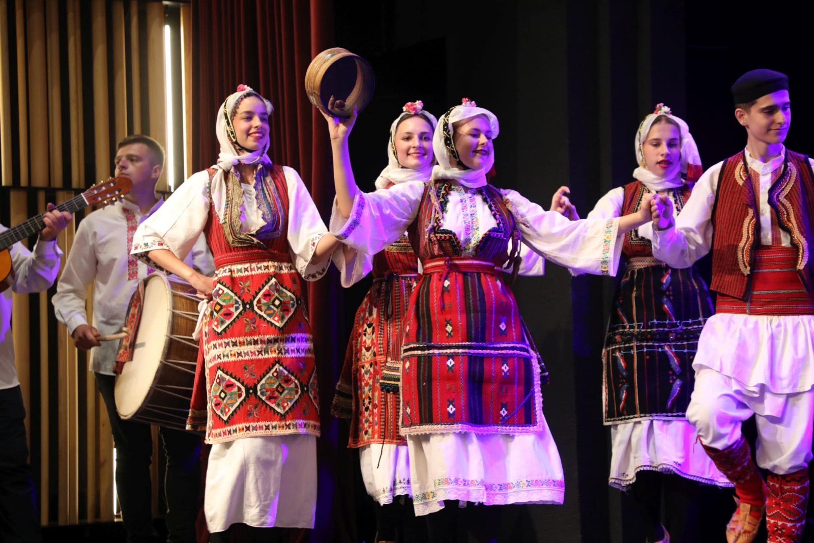 Grad Pleternica — Pleternica domaćin 59. Međunarodne smotre folklora ...